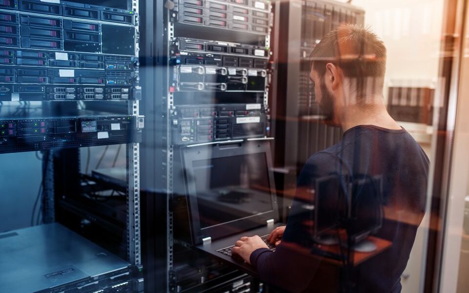 Μεγάλη επένδυση 300 εκατ. ευρώ για το νέο data center campus στην ...