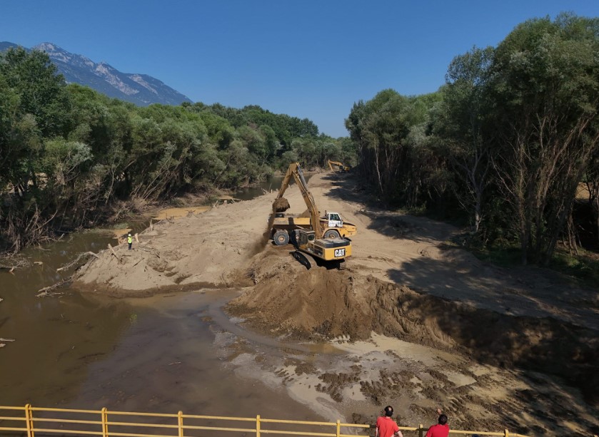 Έργο 300.000 ευρώ για τη συντήρηση ποταμών και ρεμάτων στην Φωκίδα από ...